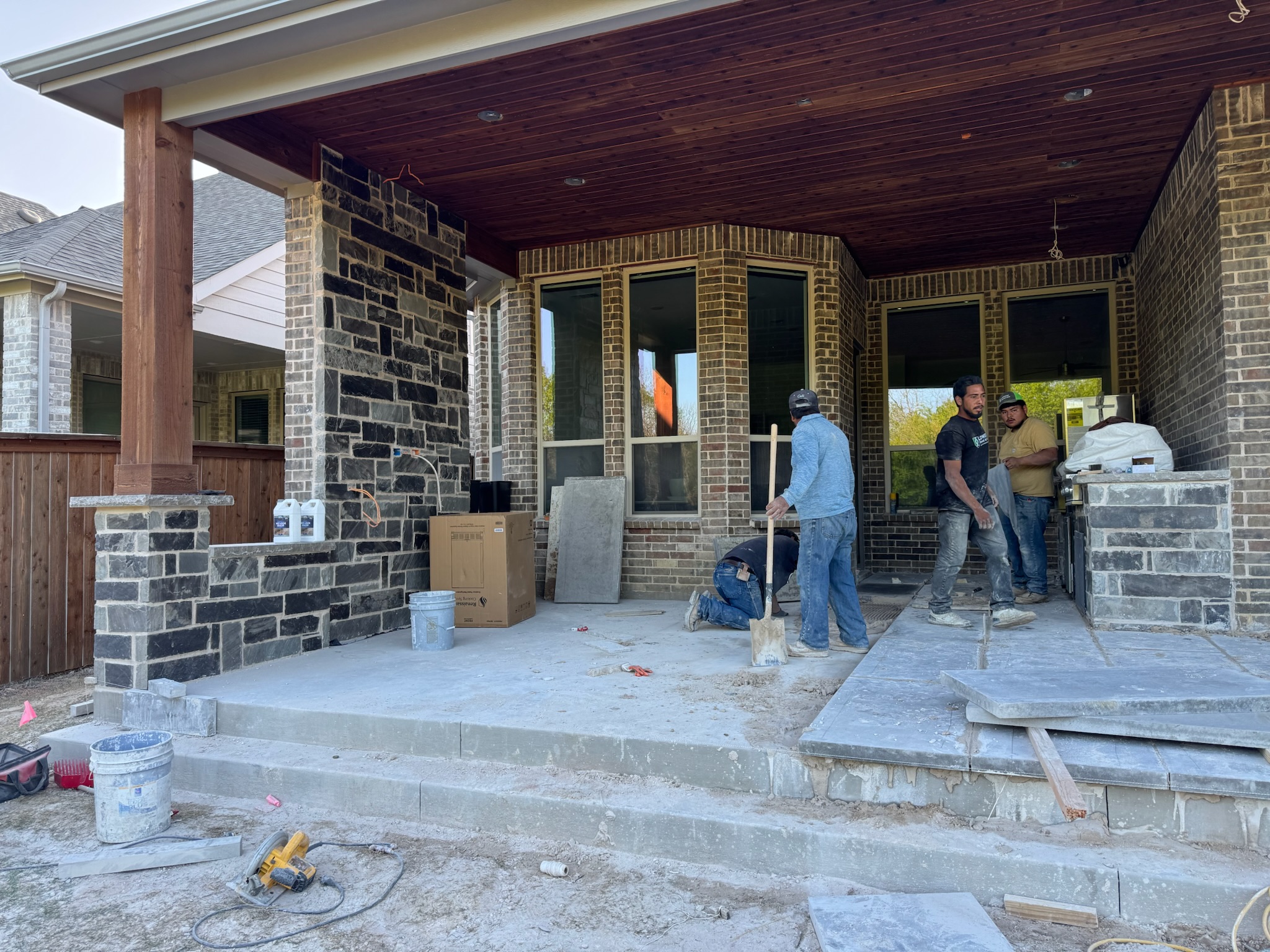 Creative Patio Builder For Backyard Transformation - Lowery Fencing & Patio